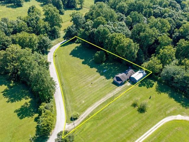 7591 E Tulip Rd, Solsberry, IN 47459