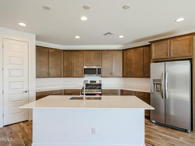 7591 W Honeysuckle Dr, Peoria, AZ 85383 | MLS #7011 | Compass