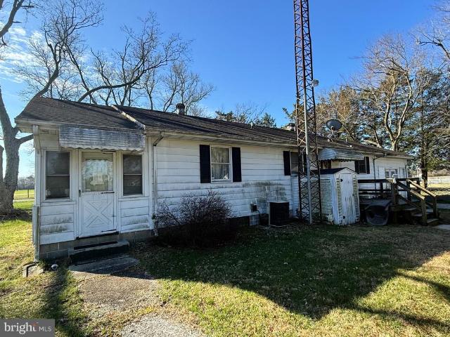 7592 Green Lewis Road