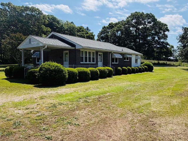 7593 Greenpond Road
