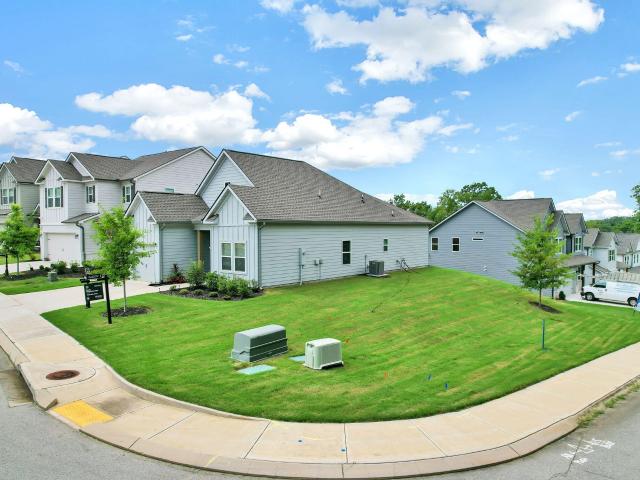 7593 Snow Line Lane
