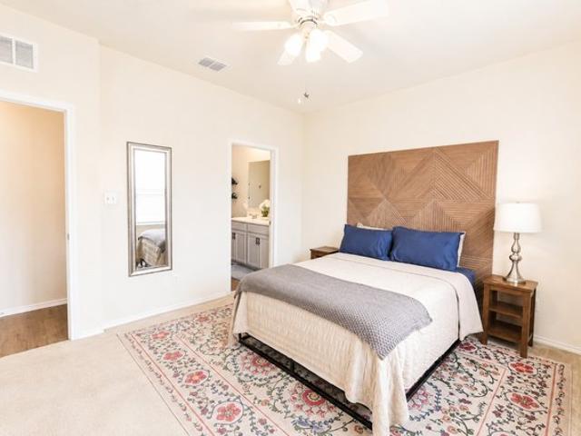 759 Crested Iris, New Braunfels, TX 78130