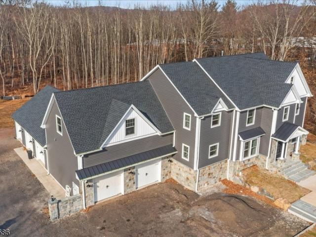 759 Mechlin Corner Rd