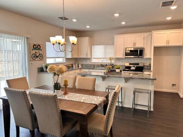 759 Phillipi Wy Sacramento, CA 95838