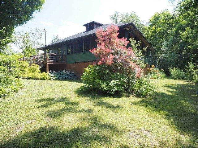 759 Youngs Corners Rd, Amsterdam, NY 12010