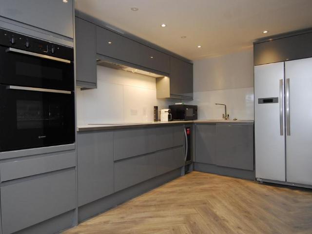 75 77 Cornwall Street, Plymouth PL1 5 bed house share to rent £2,925 pcm £675 pw