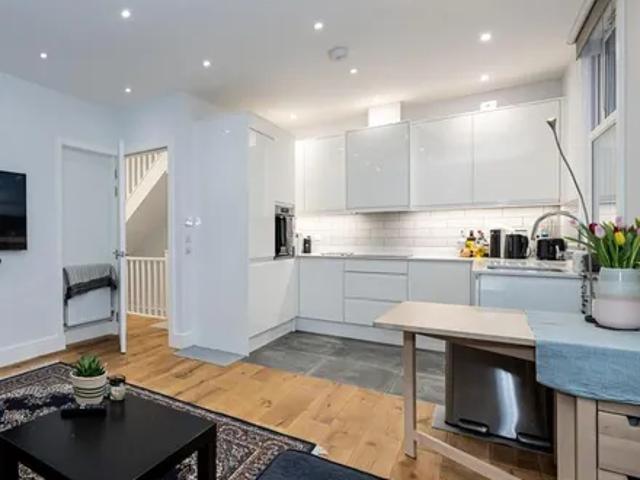75, 75A Victoria Road, London, NW6 6TB, United Kingdom | 3 bed apartment for rent #140801328 | Rentberry