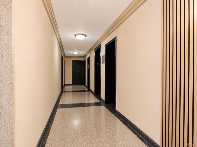 75 05 th Street 4N