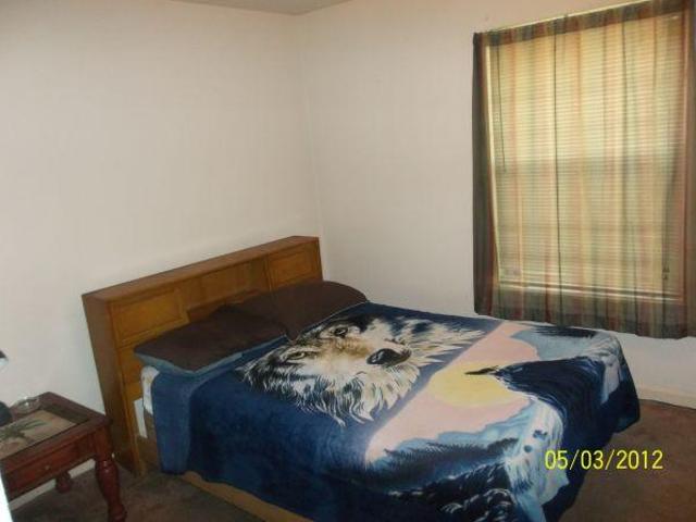 $75 / 1br Cheap Room for Derby shared apartment Louisville bardstown rd
