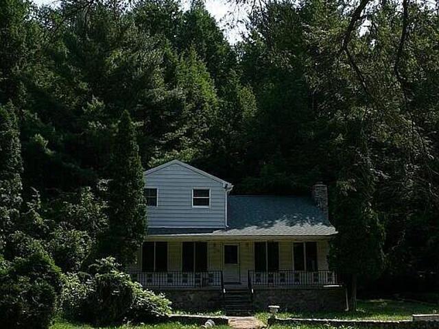 75 205 Stoney Brook Lane