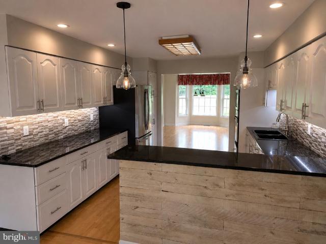 75 Trillium Drive