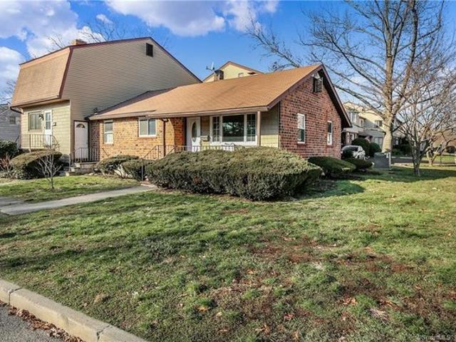 75 Van Buskirk Ave Unit 75, Stamford, CT 06902