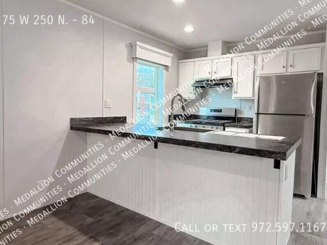 75 W 250 N 3 beds, 2 full baths