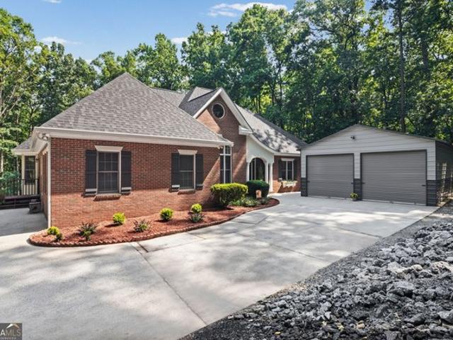 75 Waters Edge Ln, Newnan, GA 30263