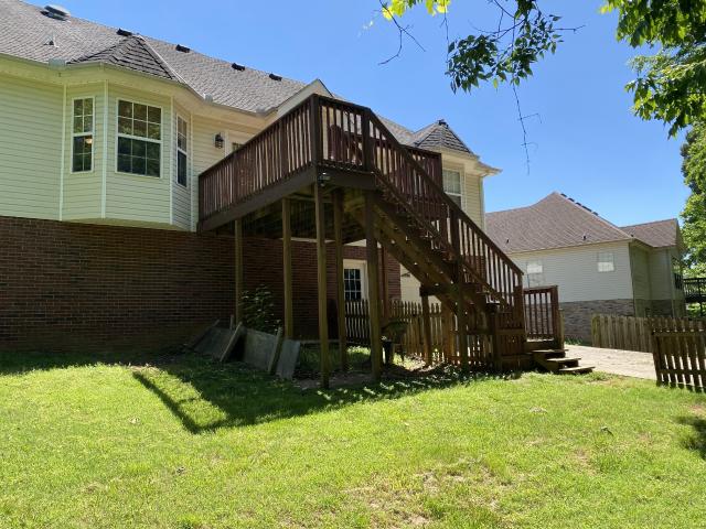 75 West Dr