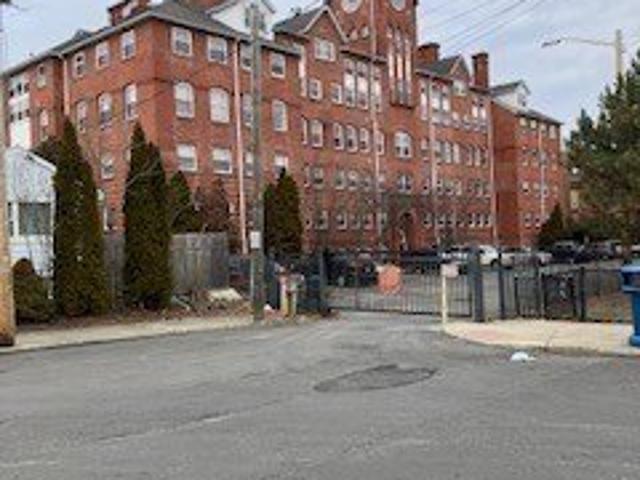 75 Wheeler Ave Apt 205, Bridgeport, CT 06606