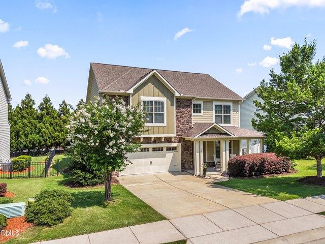 75 Wilders Woods Grove Ln, Clayton, NC 27527