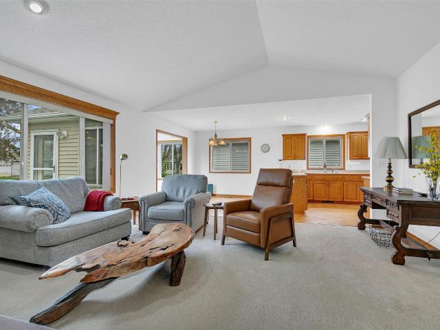 75 Willow Creek Drive
