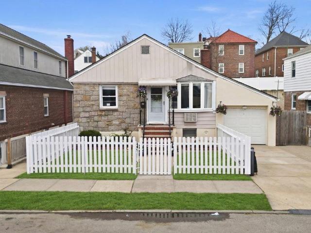 75 Woodlawn Ave, Yonkers, NY 10704 | MLS #981752 | Compass