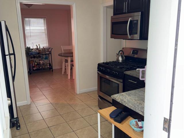 75 Wyoming Avenue lower unit