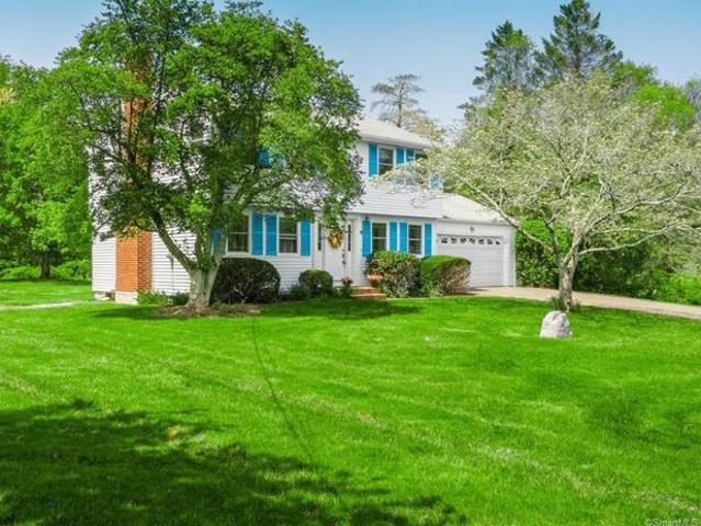 75 Yorkshire Dr, Hebron, CT 06248
