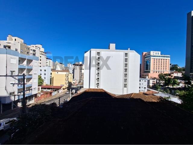75 Área Útil Apartamento Alugar, 2 Dormitórios localizado em Rua Uruguai, 999, Centro, Passo Fundo, Rio Grande do Sul, 99010110 | Brasil