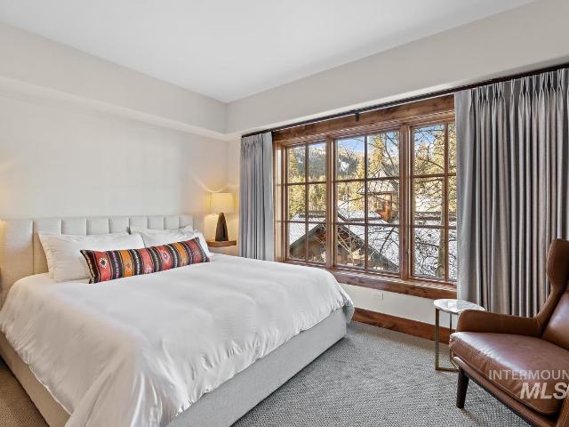 75 Arling Center 304