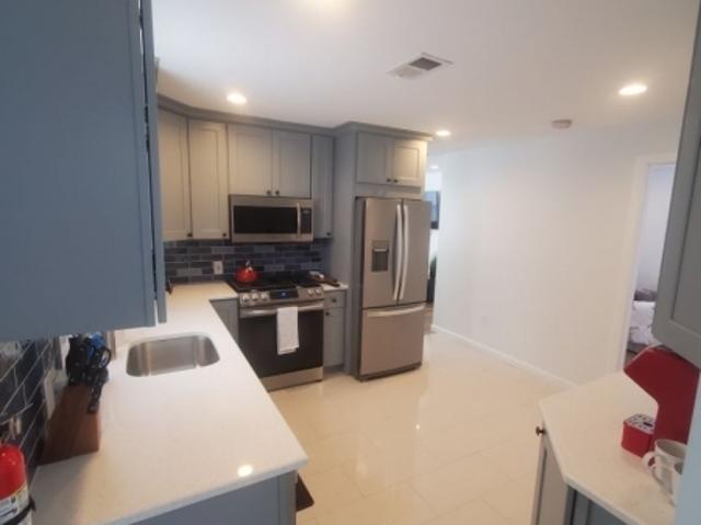 75 Broughton Ave