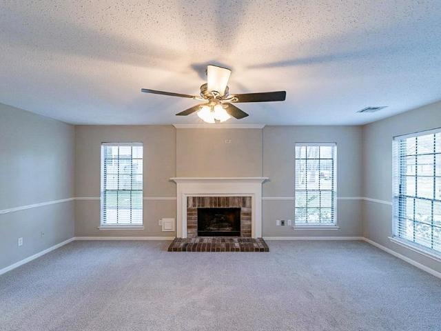 75 Breezy Point Pl, The Woodlands, TX 77381 | MLS #81156 | Compass