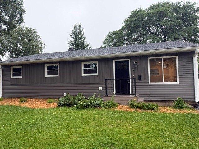 75 Cambridge Ln, Glendale Heights, IL 60139