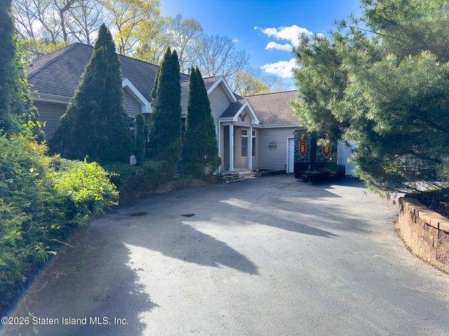 75 Cannon Blvd, Jackson, NJ 08527