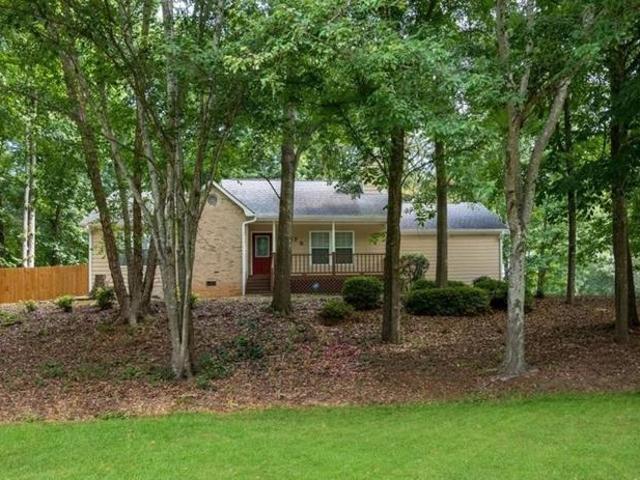 75 Contour Dr, Stockbridge, GA 30281