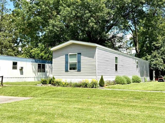 75 Colony Dr, Fredericktown, OH 43019