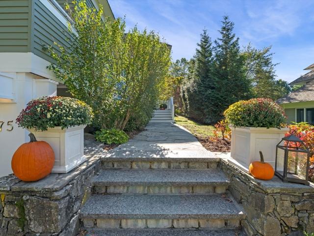 75 Country Club Way, Ipswich, MA 01938 | MLS #73448 | Compass