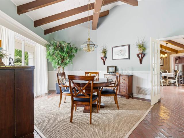 75 Cypress Ln