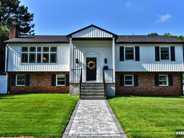 75 Demarest Ave, Emerson, NJ 07630