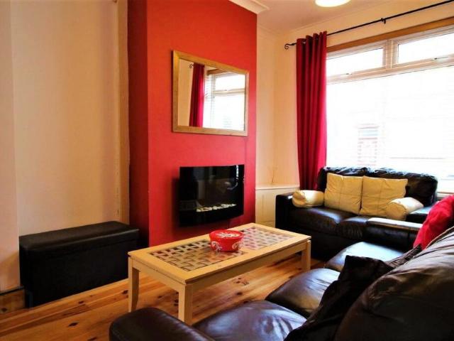 75 Donard Street, Belfast, BT6 8EJ