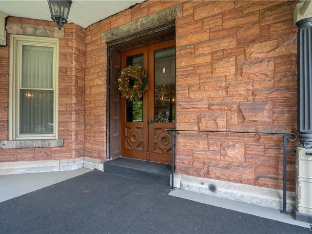 75 E Genesee Street