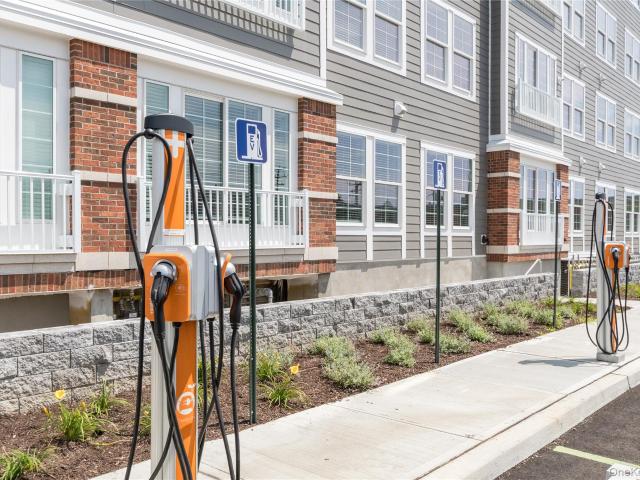 75 E Hoffman Ave, Unit 3001, Lindenhurst, NY 11757 | MLS #991548 | Compass