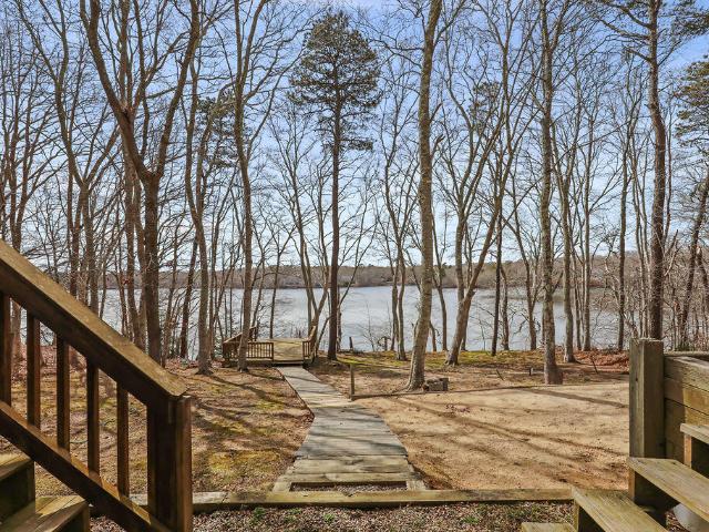 75 Edgewater Road