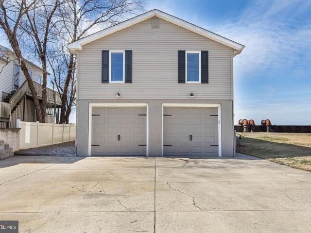 75 Enlow Place