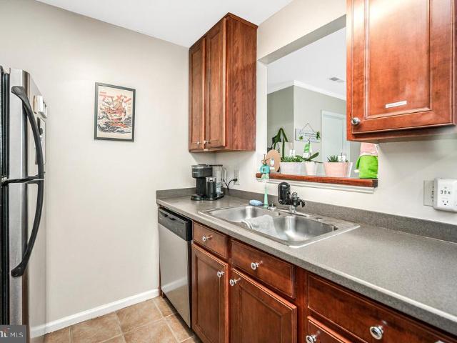 75 Fern Oak Circle # 303