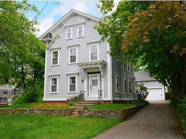 75 Greenwood Ave, East Providence, RI 02916