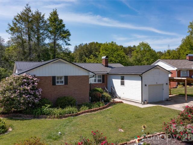 75 Hawthorne Drive