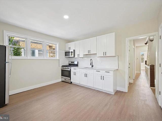 75 High St, Unit 2, Philadelphia, PA 19144 | MLS #PAPH2613 | Compass