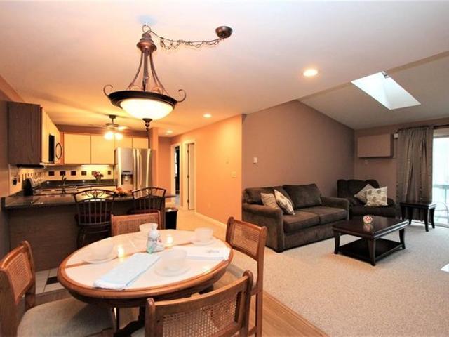 75 Huntoon Memorial Hwy Apt 4 12, Leicester, MA 01524