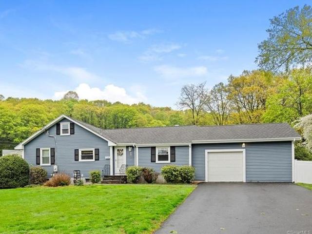 75 Ivy Ln, Newington, CT 06111