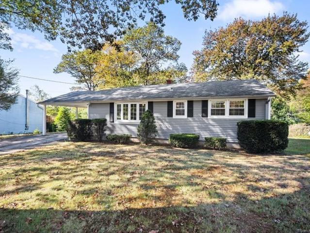 75 Kingswood Ln, Wolcott, CT 06716