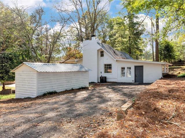 75 Lake Drive