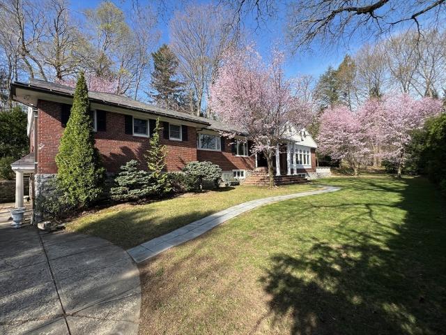 75 Lee St, Brookline, MA 02445 | MLS #73505